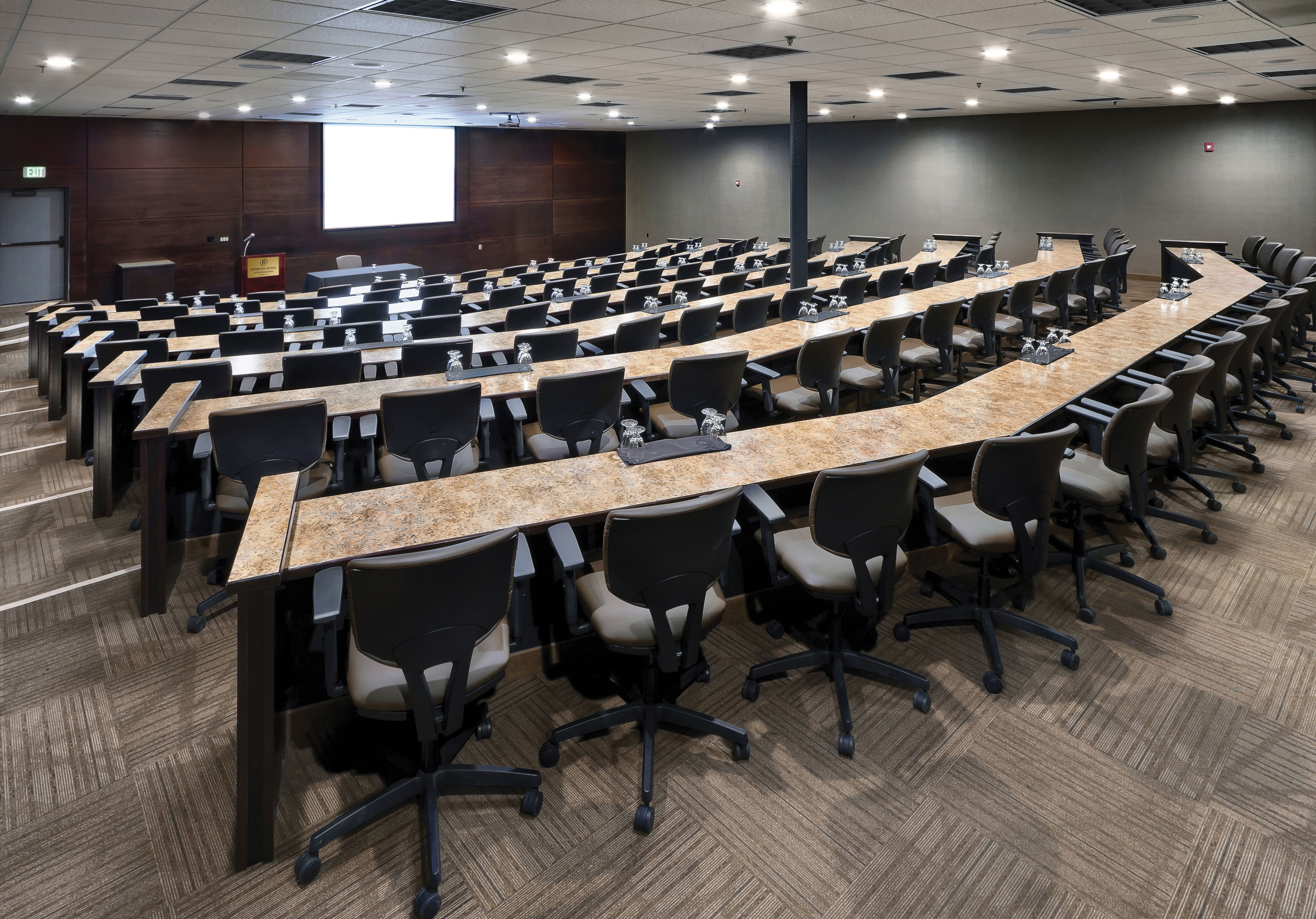 Business Meetings | Ramkota Hotel & Conference Center